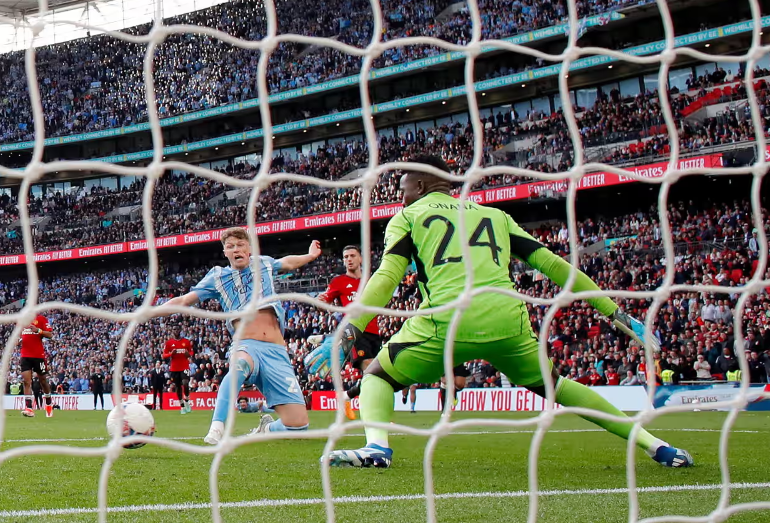 Scraped it is an understatement!!! - Podcast #355 - MUFC Global